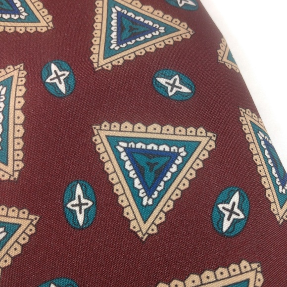 Dino | Accessories | Dino Mens Triangle Theme Tie Maroon And Green ...